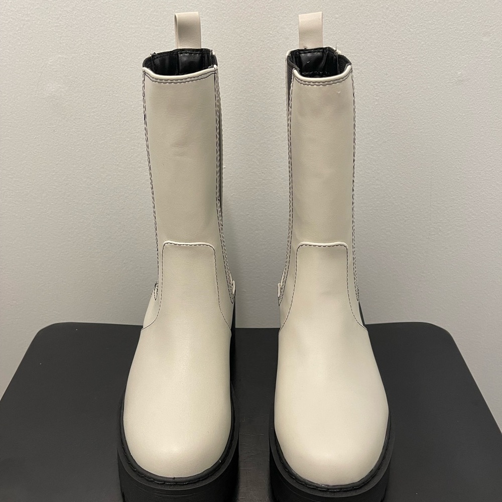 Portal Soda Boots - Gem